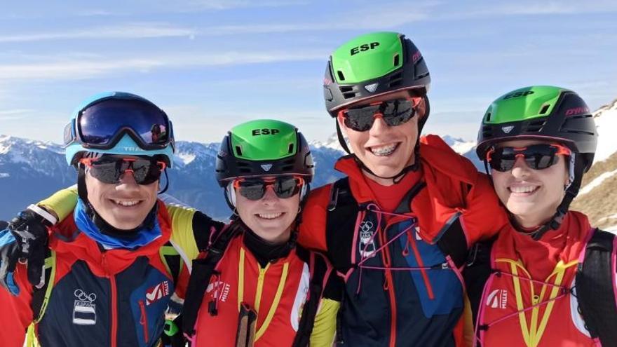 Ot Ferrer, dels Mountain Runners, diploma als Jocs de la Joventut