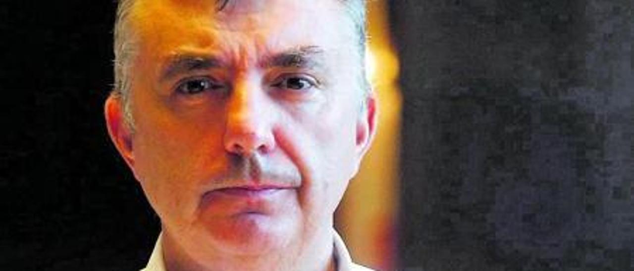 Manuel Vilas: «Vivir atemorizado por perder la vida, me hizo amarla más ...