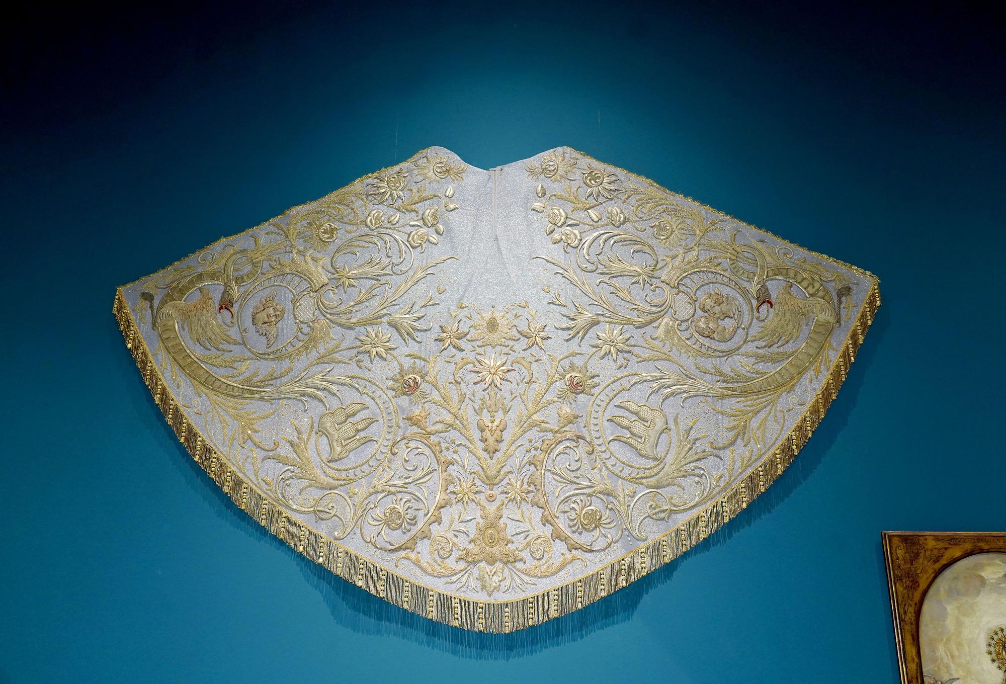 Los tesoros de la Virgen de los Desamparados, en la Fundación Bancaja