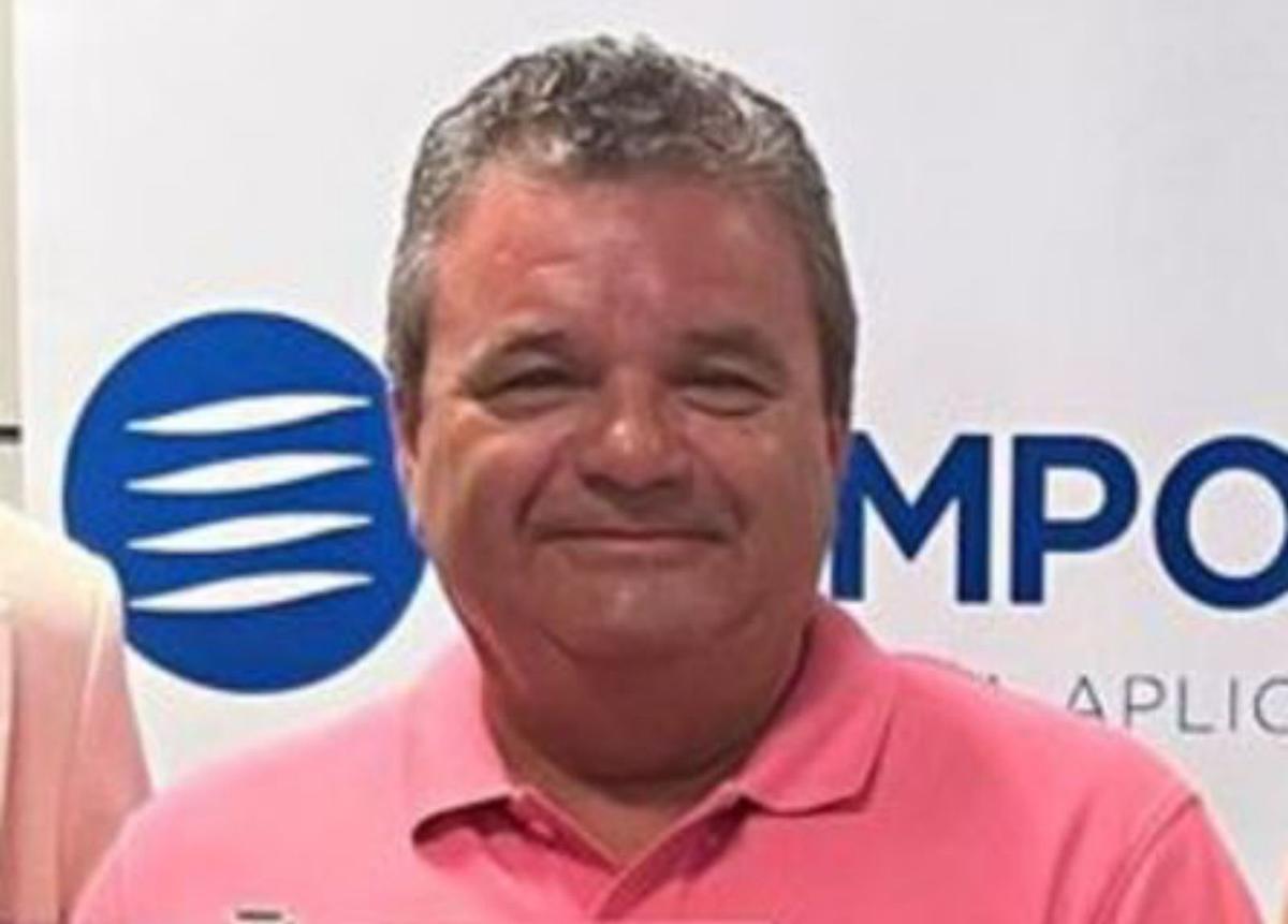 Sampol reconoce a Antonio Olmedo su labor tras 46 años al frente en Balears