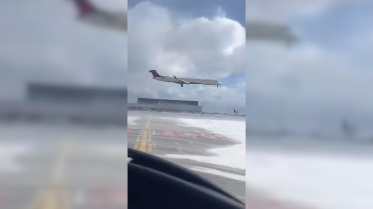 ACCIDENTE AÉREO CANADÁ | El momento exacto en el que el avión de ...