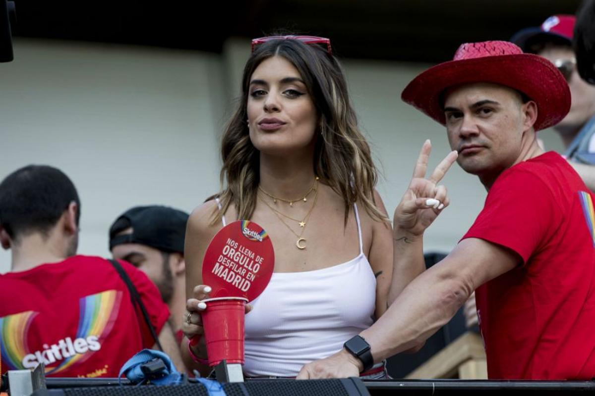 Las carrozas del Orgullo 2018 se llenan de famosos - Woman