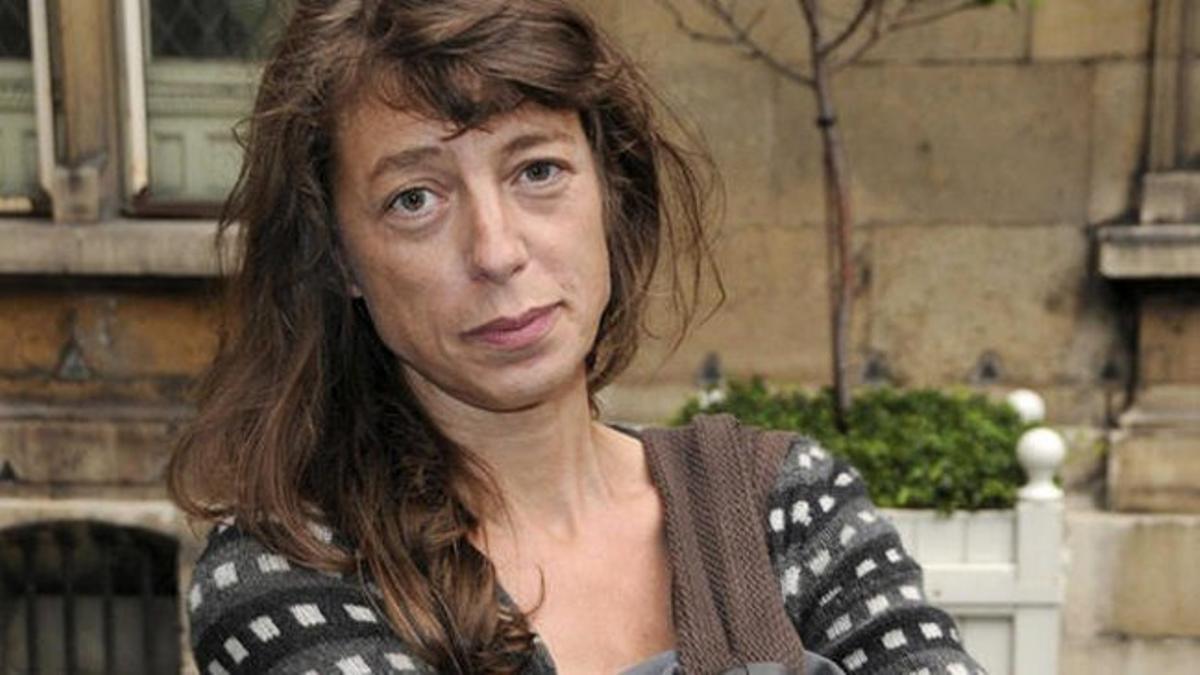 París recuerda a Kate Barry, la hija de Jane Birkin, diez años después ...