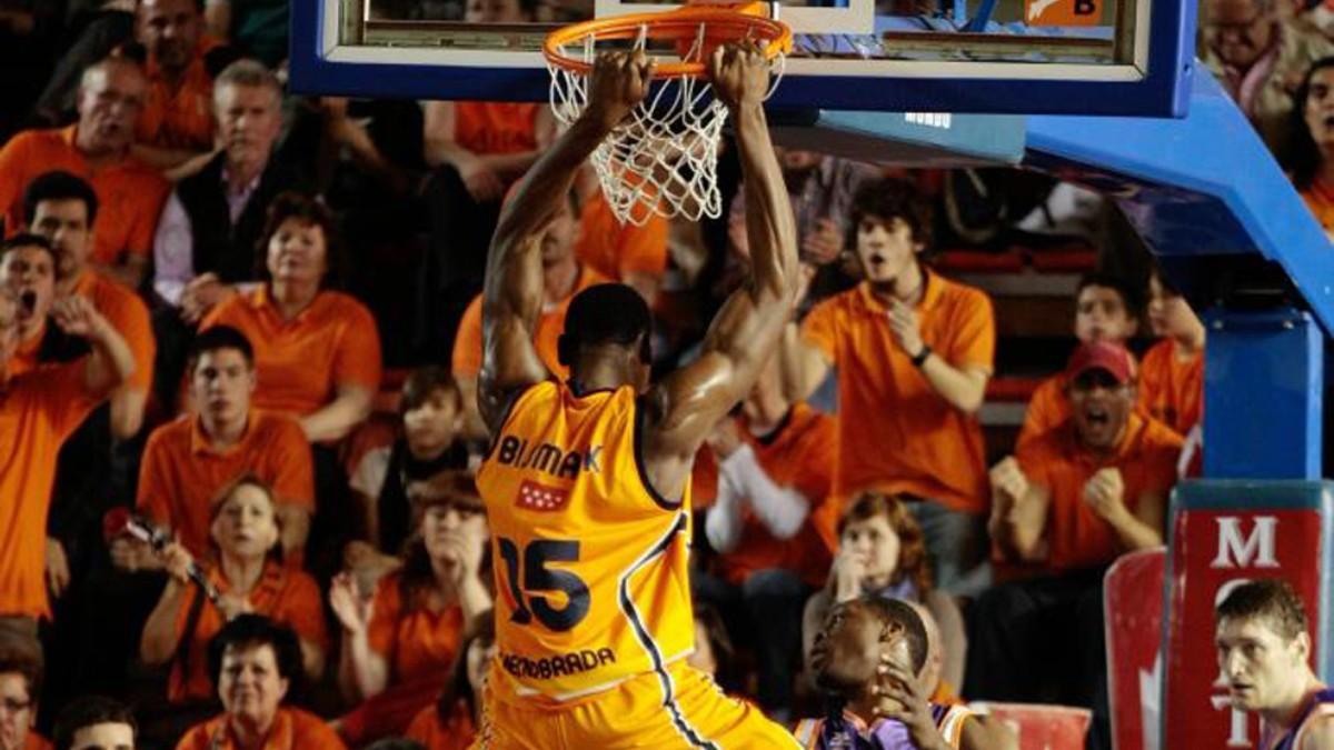 Baloncesto | Bismack Biyombo y los 100 millones de dólares que explican ...