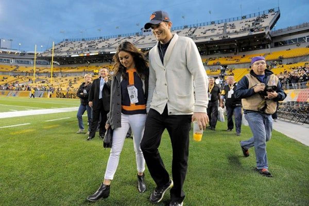 Mila Kunis y Ashton Kutcher presumen de amor - Cuore