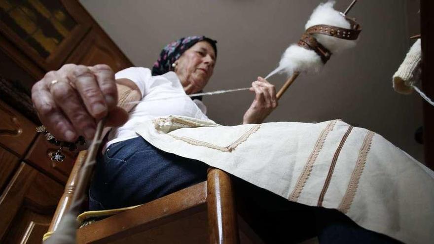 Leonides: la vida pendiente de un hilo