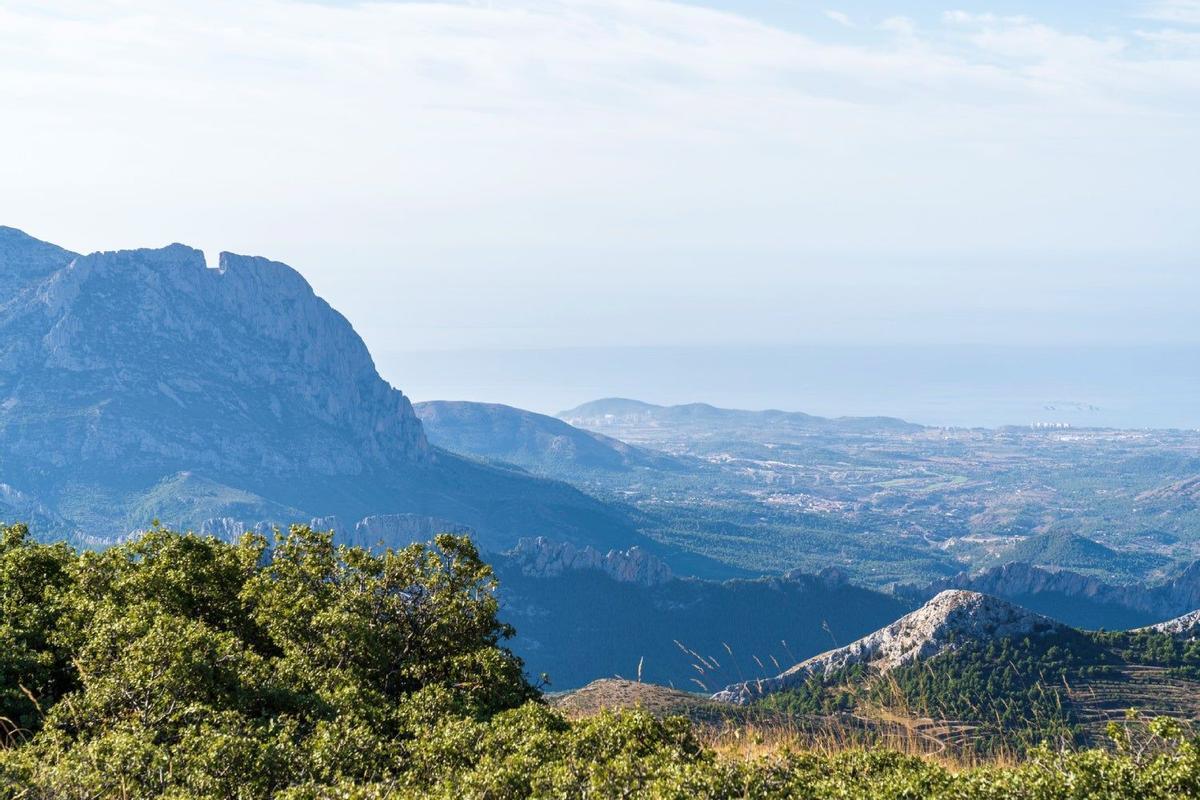 Finestrat, el pueblo alicantino por excelencia del "mar y montaña" - Viajar
