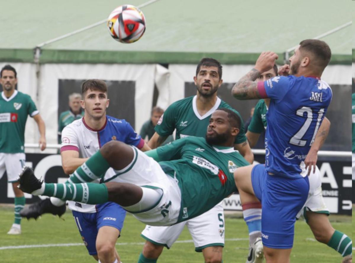 El Avilés, de nones en Vigo: crónica del partido