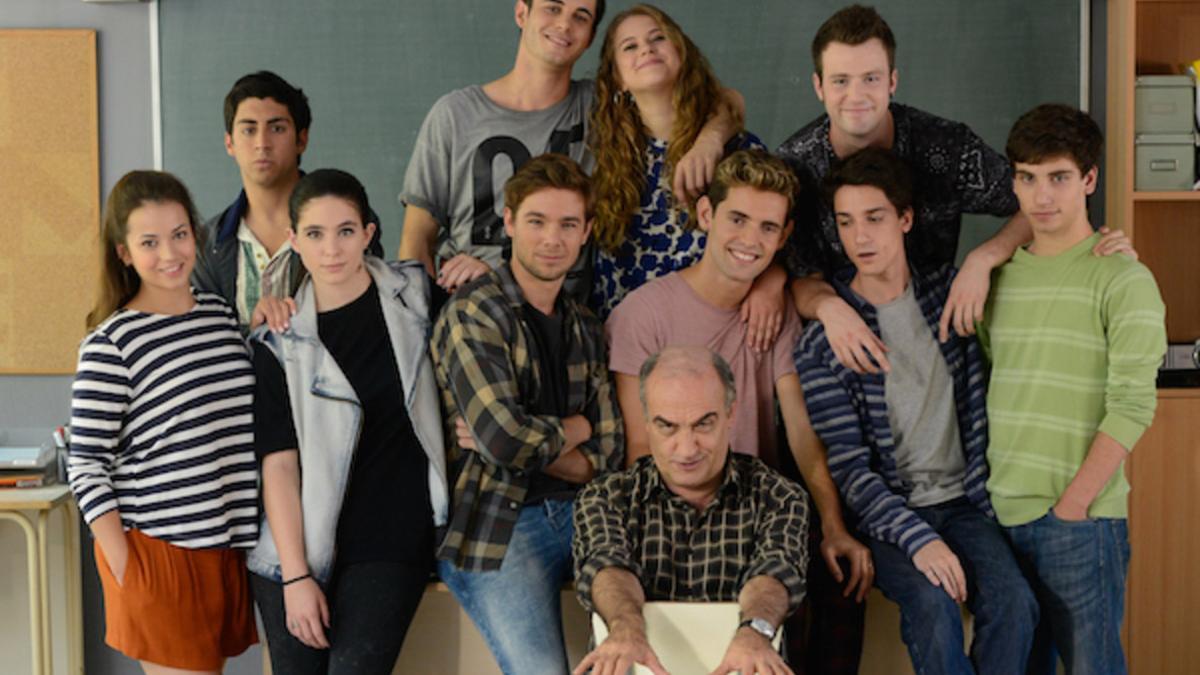 Un vídeo íntimo de Mónica corre por el instituto, en el capítulo que la ...