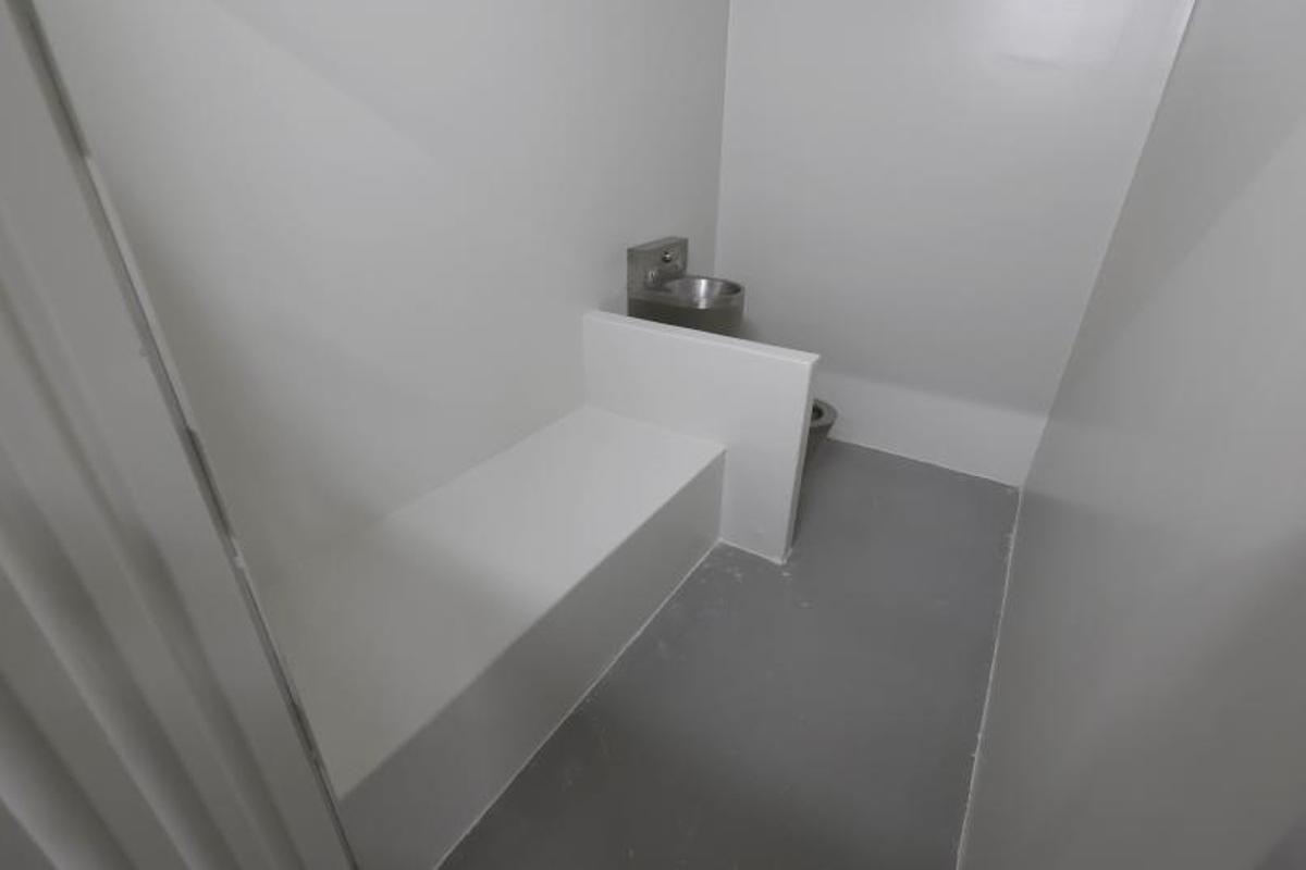 Traslado Ciudad de la Justicia | En los calabozos y pasadizos de la ...