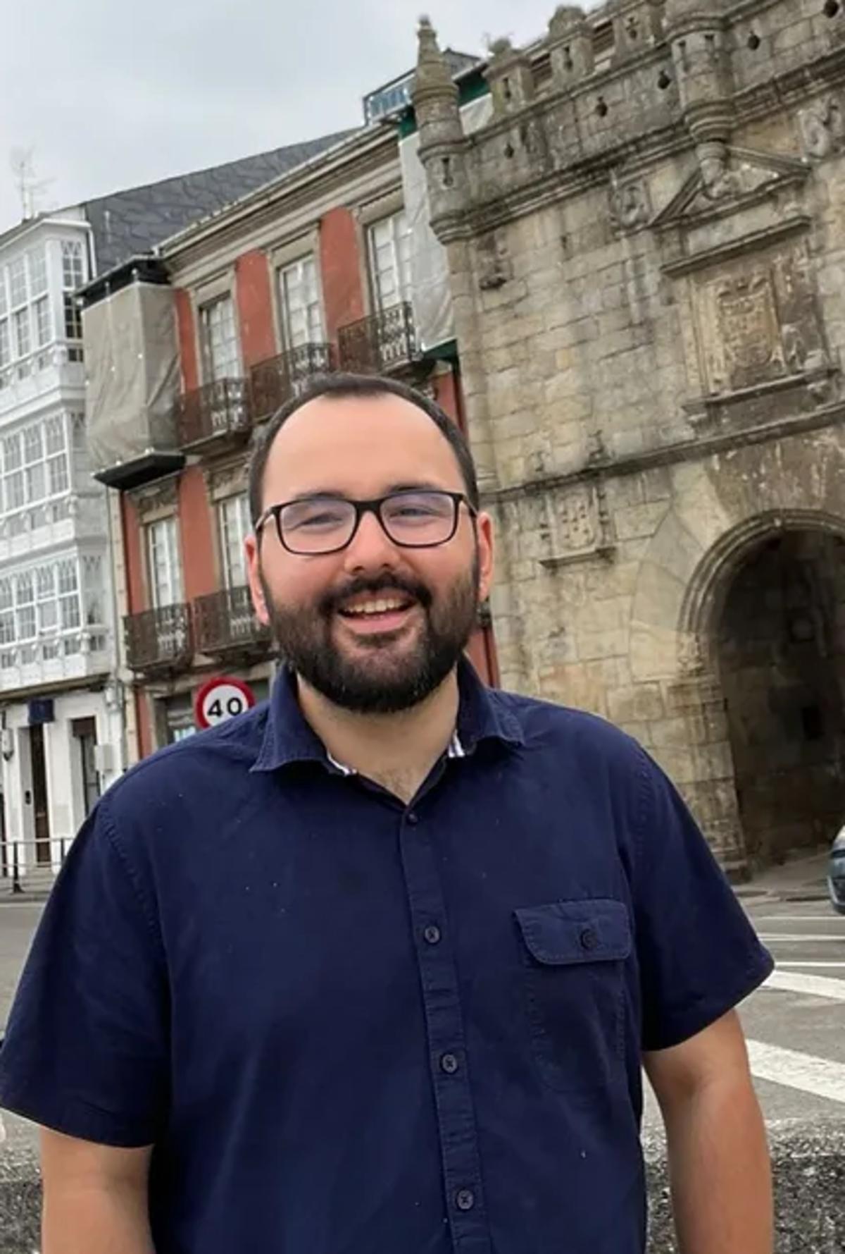 Daniel Mena Acevedo gana el premio Domingo Fontán