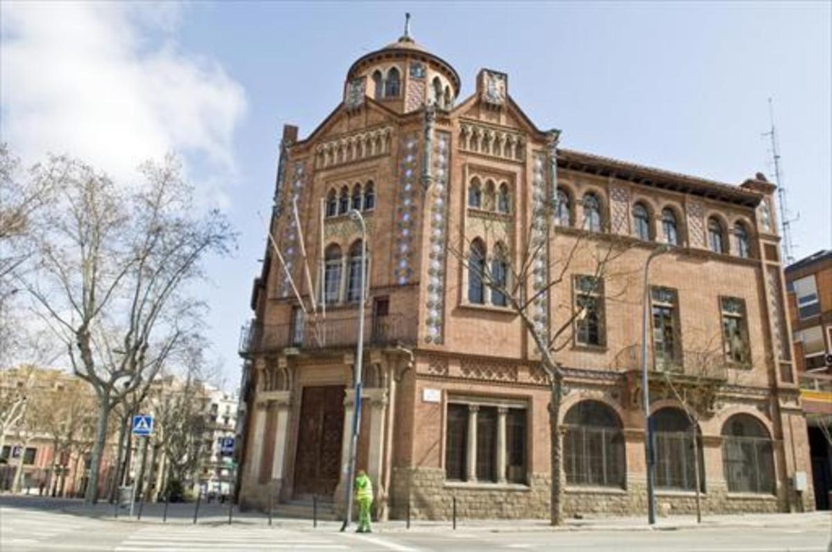 Acuerdo para acelerar la rehabilitación de la Casa de la Premsa de ...