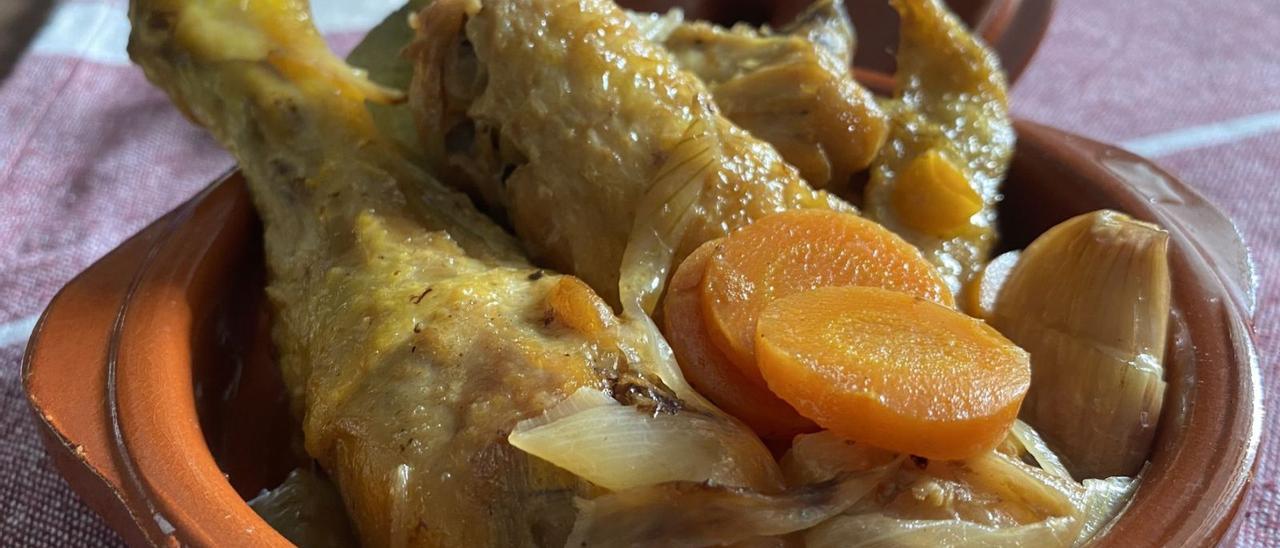 Gastronomía de guerra en Ibiza: Pollo en escabeche con zanahorias