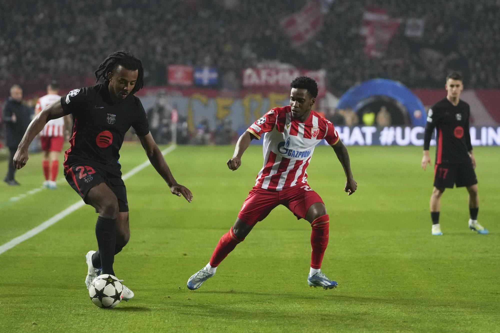 Champions League: Estrella Roja - Barcelona, en imágenes - El Periódico Extremadura