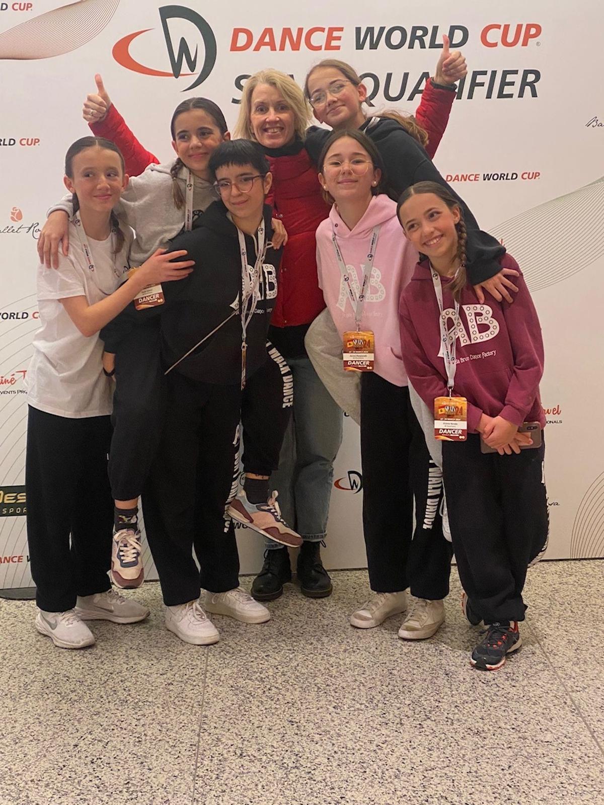 Un equipo de la escuela de danza Ángela Bruno de Mallorca se clasifica ...