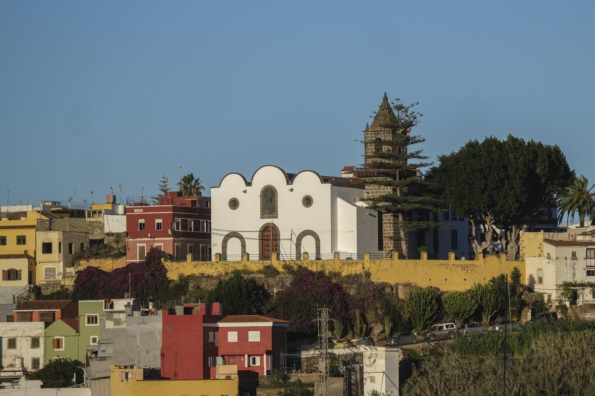 Santa Brígida rehabilita la parroquia después de medio siglo ...