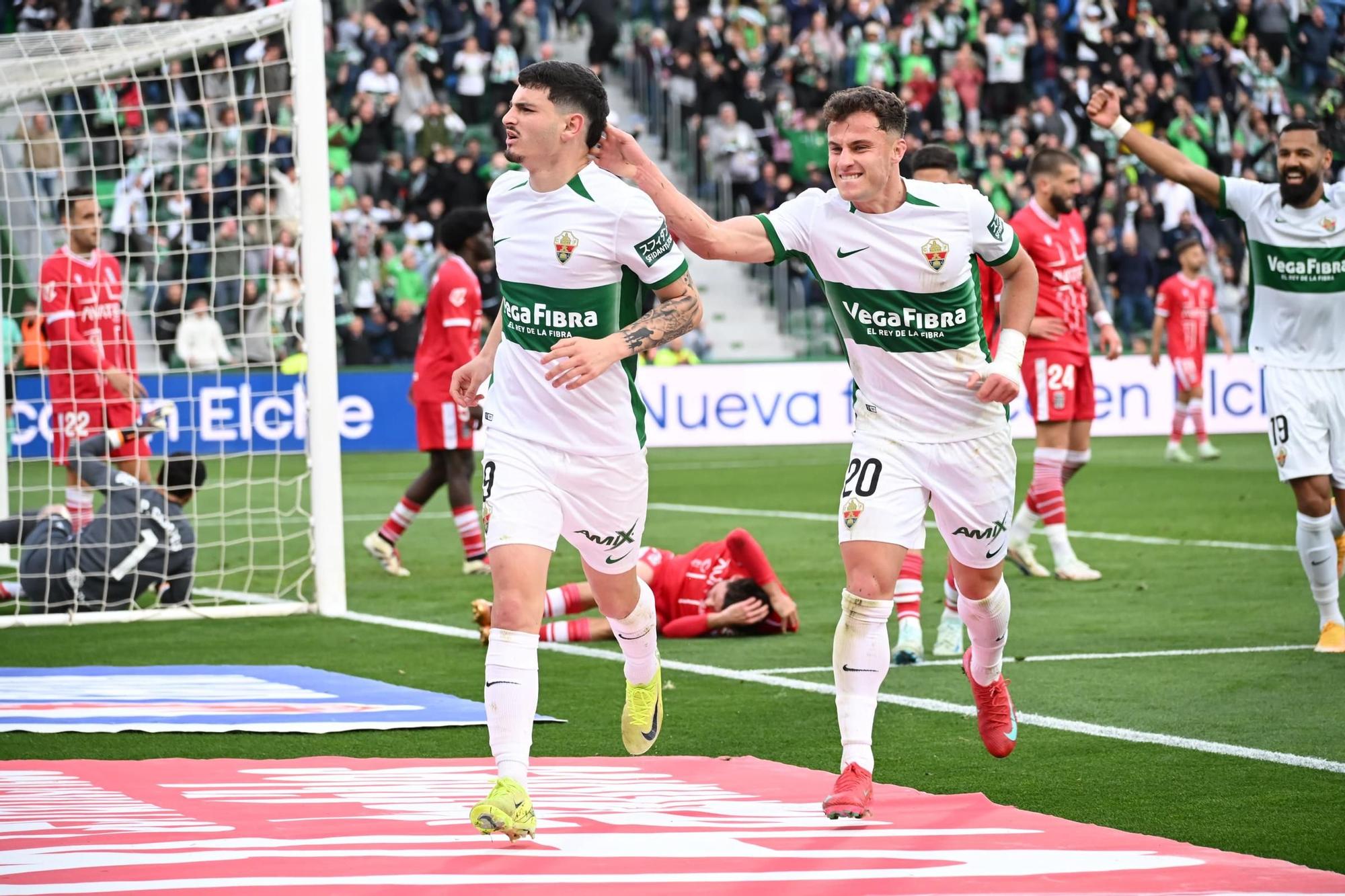 Las mejores imágenes del Racing de Santander - Elche CF