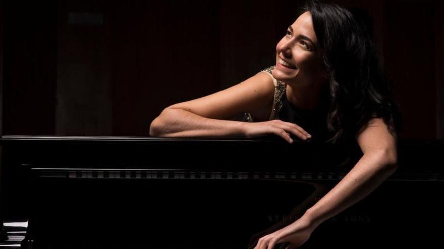 Inês Filipe toma con su piano el Evaristo Valle - La Nueva España