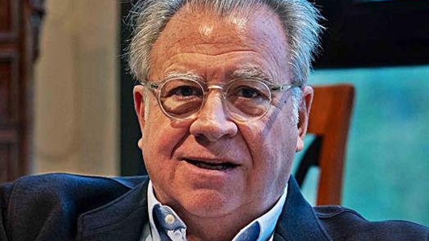 Jaime Siles clausura el ciclo de poesía en el Instituto Gil-Albert