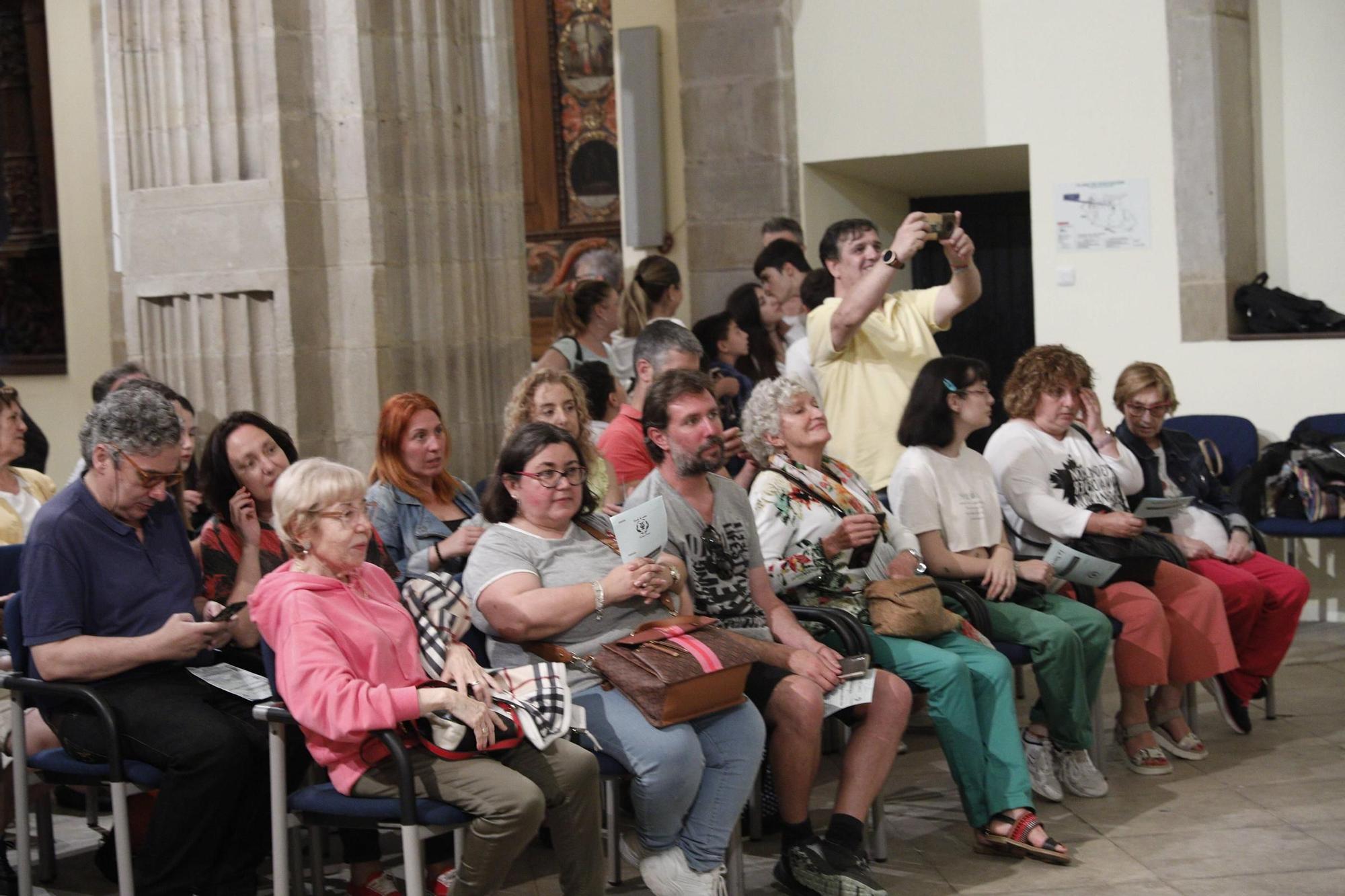En imágenes: La Escuela de Música Enrique Truan celebre sus 80 años en ...