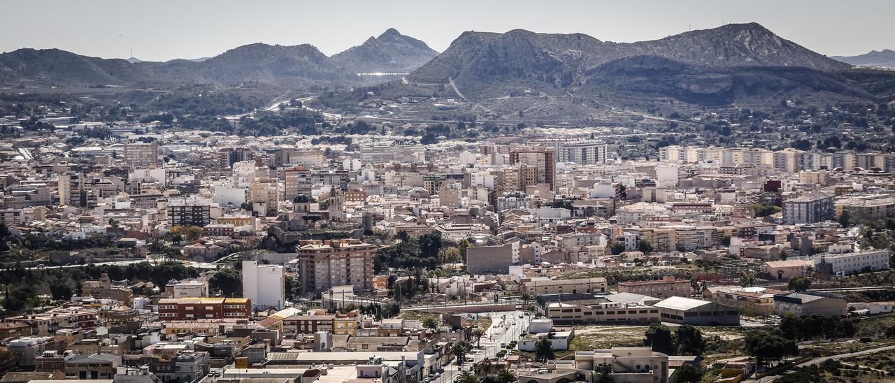 Elda recibe a 400 estudiantes de Arquitectura e Ingeniería de la ...
