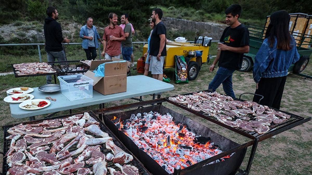 Perifèria Cultural, menú de mediodía de La Dama, abre Hotel Esperit Roca, queso Brunat ...