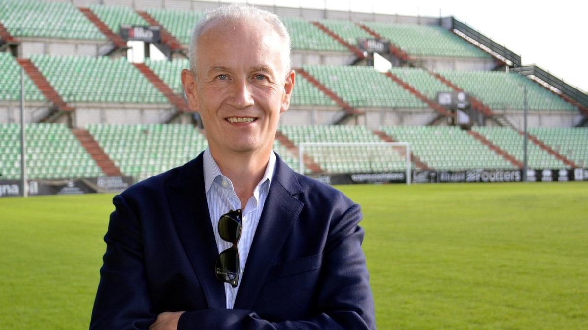 Mark Heffernan examina su compra 'in situ' en Mérida