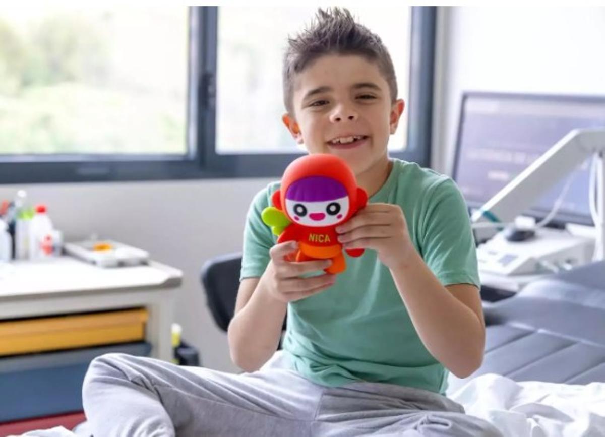 VIAJE NICA EXTREMADURA| Nica, la muñeca que da voz a las enfermedades ...