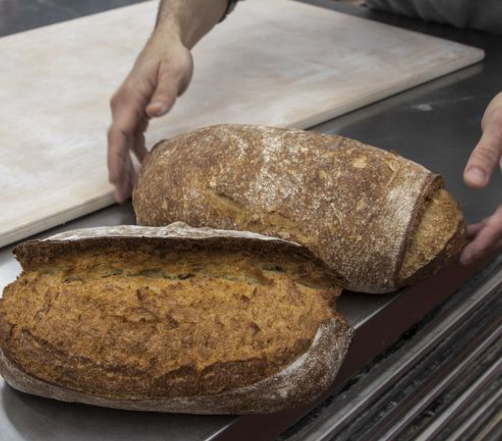 Toma pan y moja de Miguel Puchal en Mi Candelita - La Nueva España
