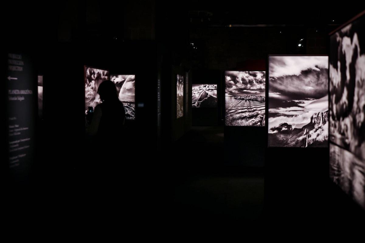 Exposición fotográfica 'Amazônia', de Sebastião Salgado, en Barcelona ...
