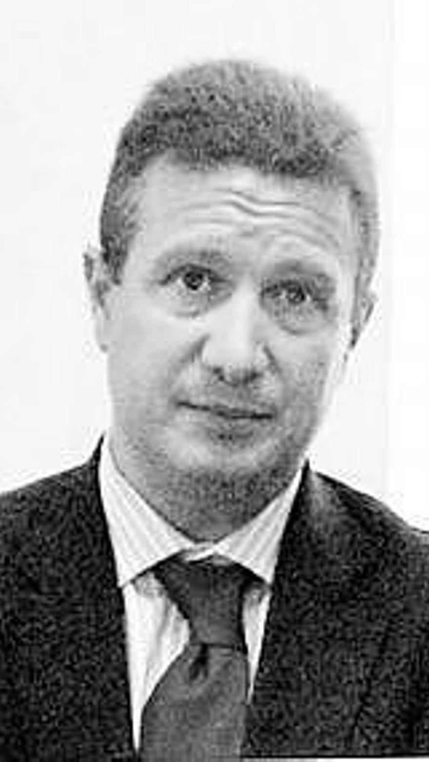 Luis Iturrioz, miembro del Ejecutivo de Areces, nuevo gerente de EMTUSA