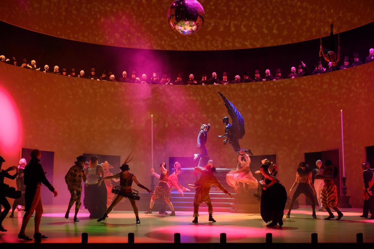 Carta d'una lectora: "'Un Ballo in Maschera' amb una perfecció escènica ...