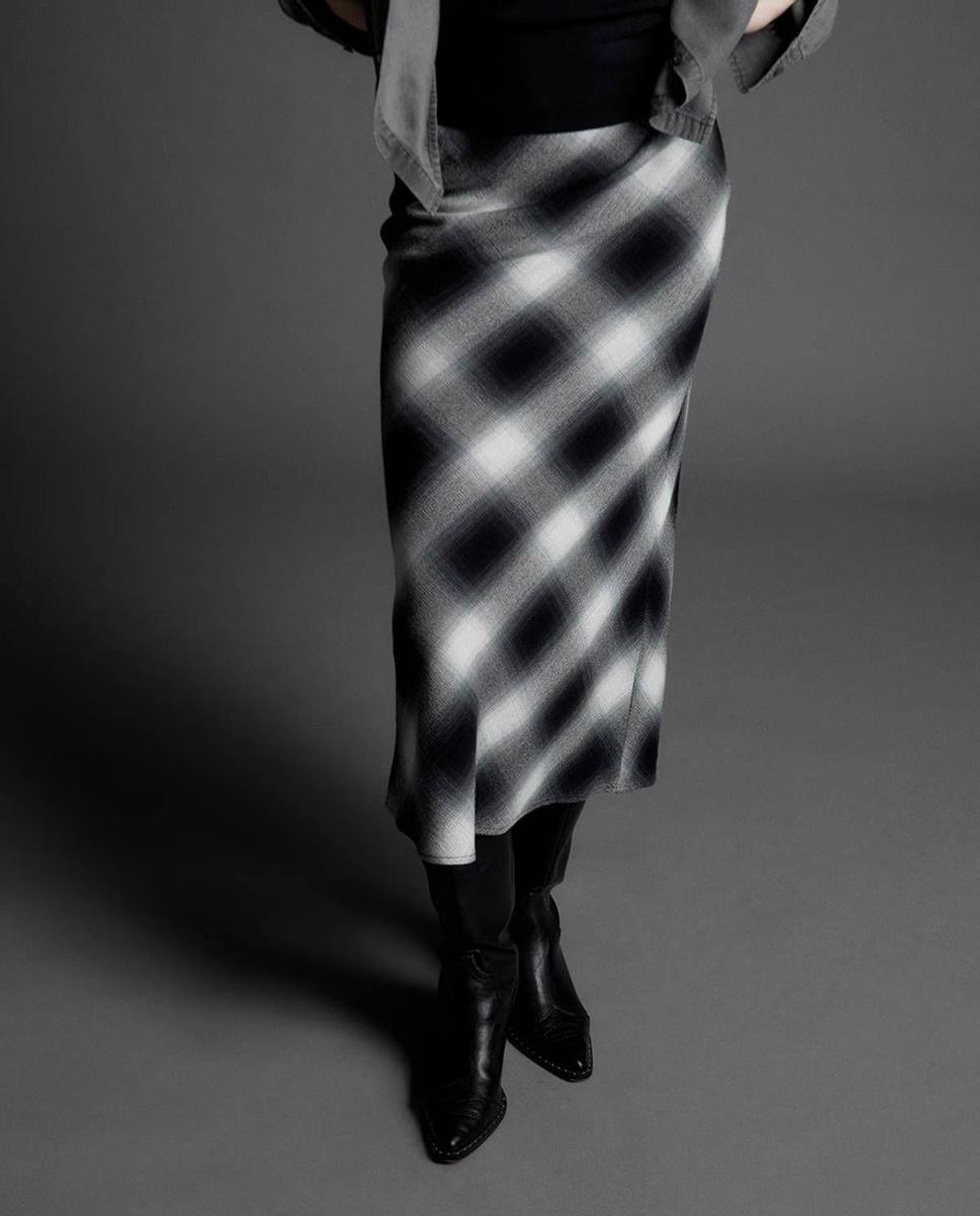 FALDAS SFERA NUEVA COLECCIÓN | Mi madre de 50 ya NO lleva vaqueros, ha ...