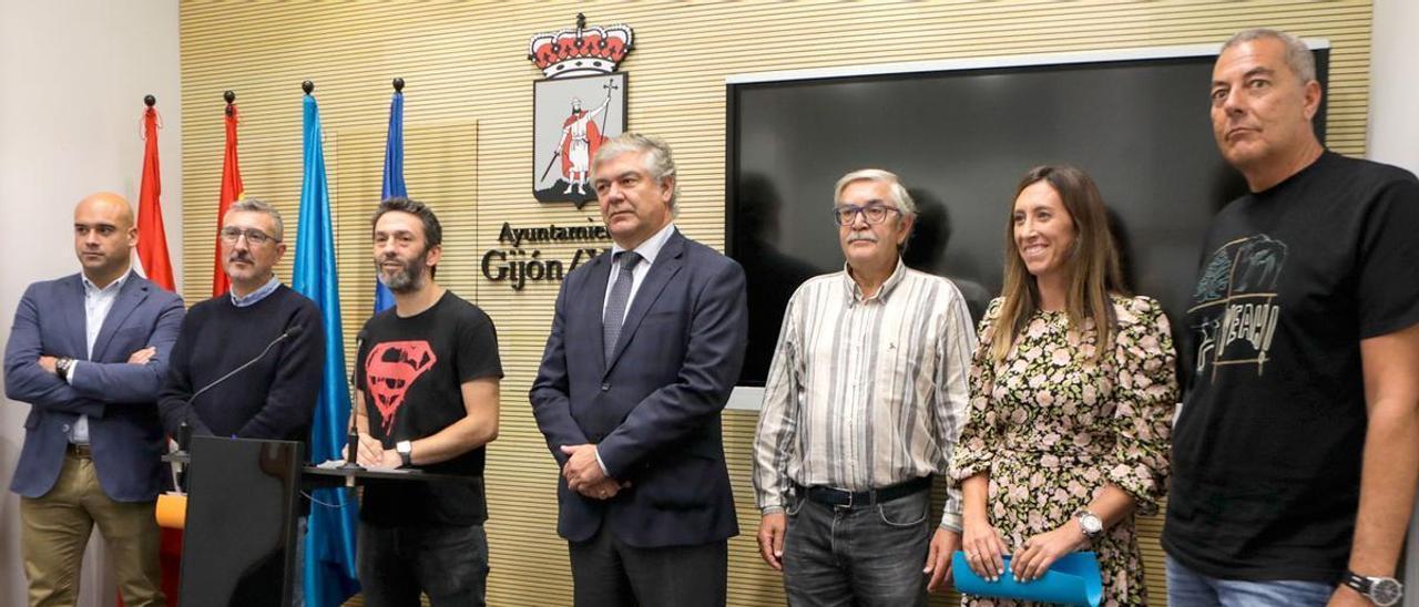 Consejeros de Emulsa elevan a Olmo Ron la culpa de la gestión del caso de acoso sexual