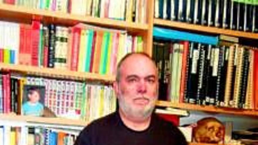Manuel Benito sigue a Orwell por Aragón