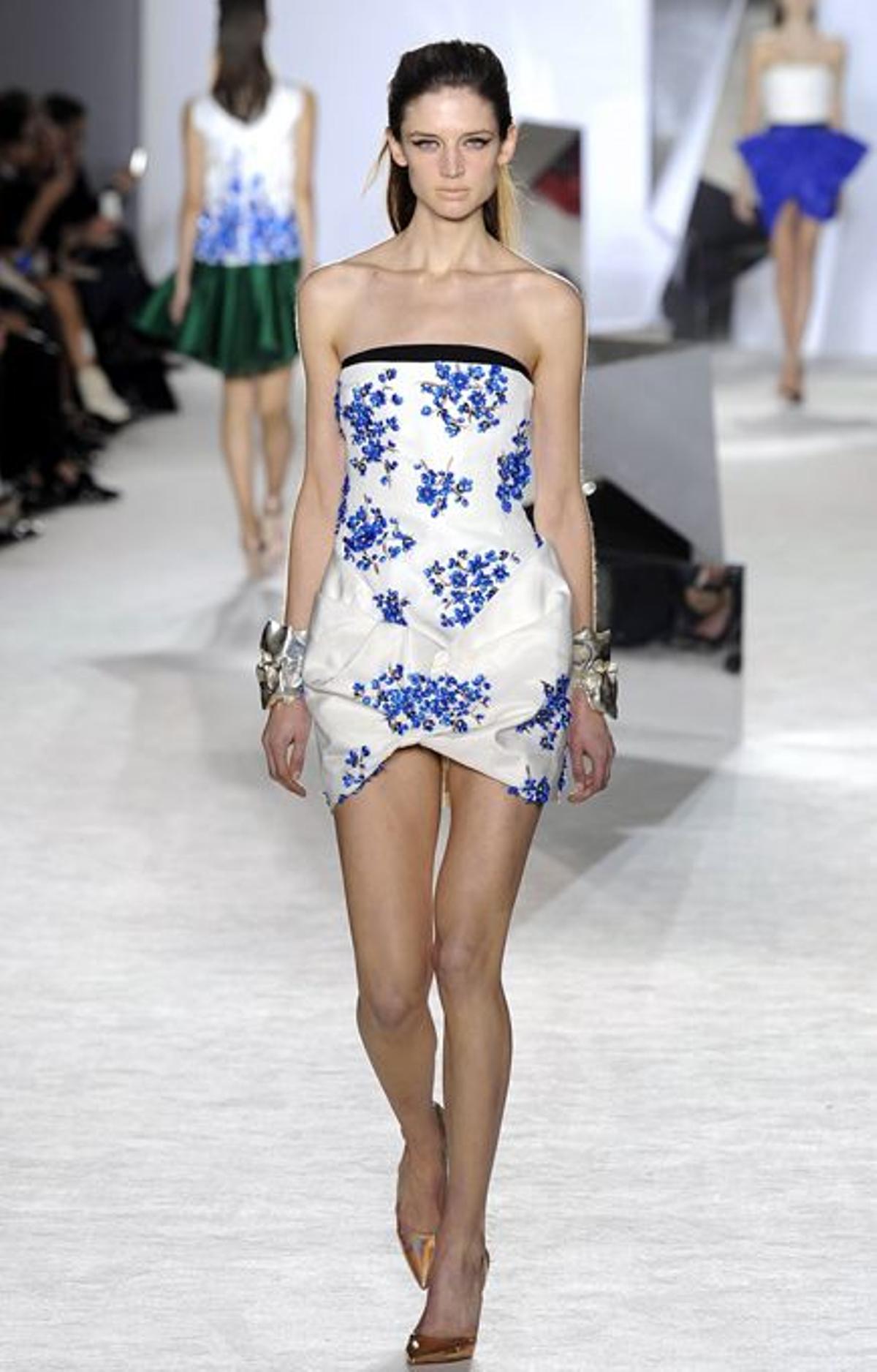El jardín de Giambattista Valli - Woman