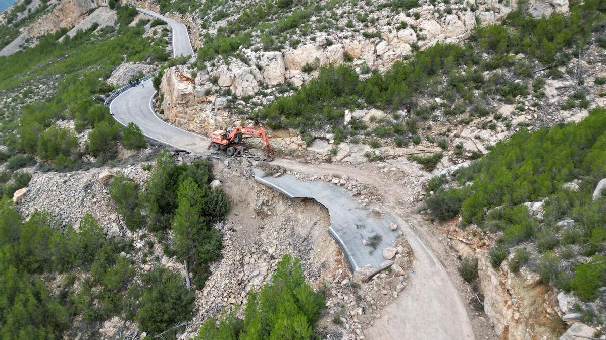 Dana valencia carretera reabierta Serranos: La Generalitat reabre la carretera CV-390