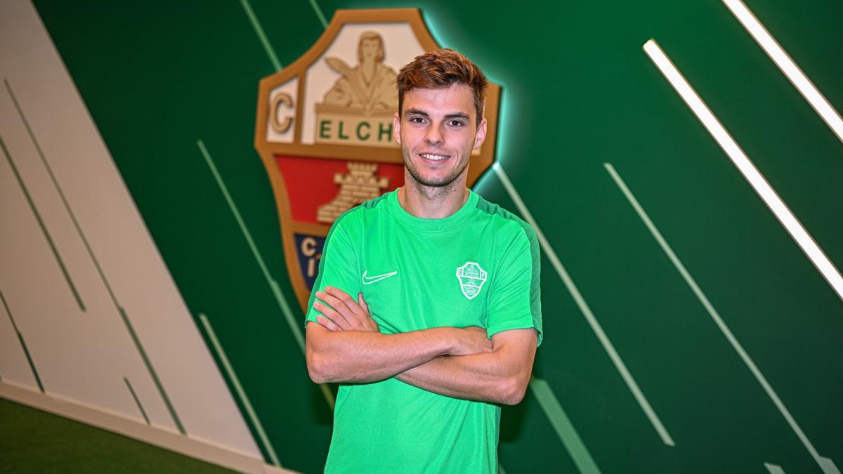 Aleix Febas: Talento en la creación del Elche - Información