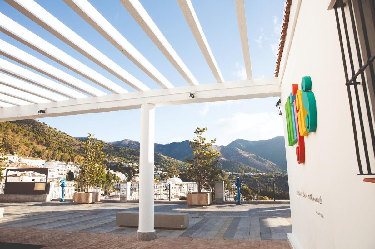 El bombero Pedro Luque, La Venta la Butibamba, el alumnado de Berni ...