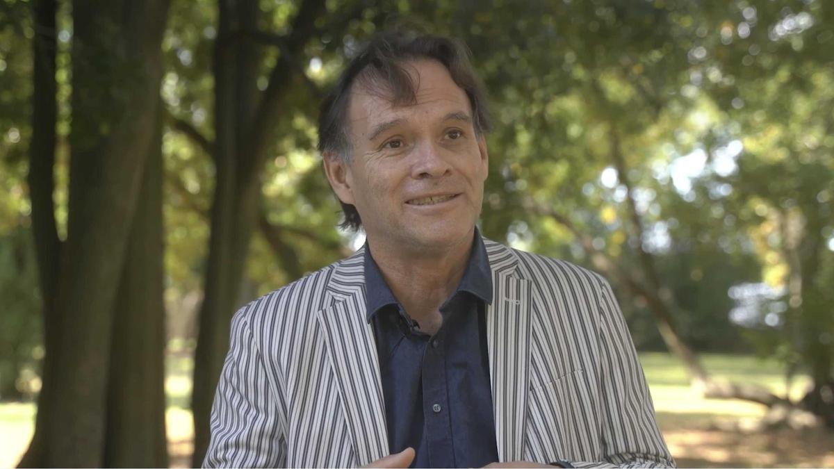 La UdG concedirà la distinció honoris causa al doctor en informàtica ...