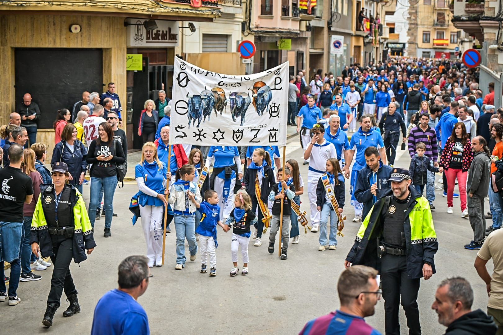 Las mejores imágenes del segundo encierro de toros cerriles de la Fira ...