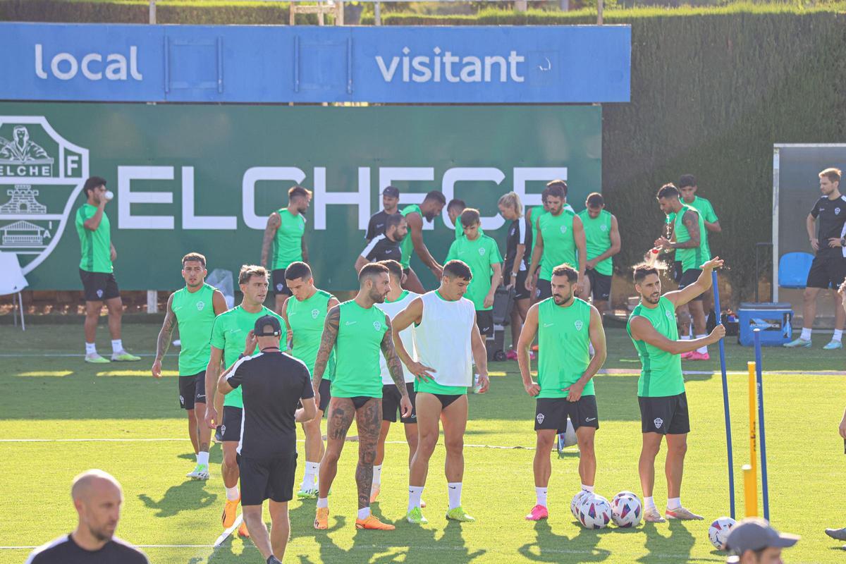 La desintegración de la plantilla de Primera del Elche
