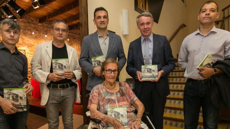 Patricia Langdon-Davies publica una autobiografia centrada d'infantesa ...