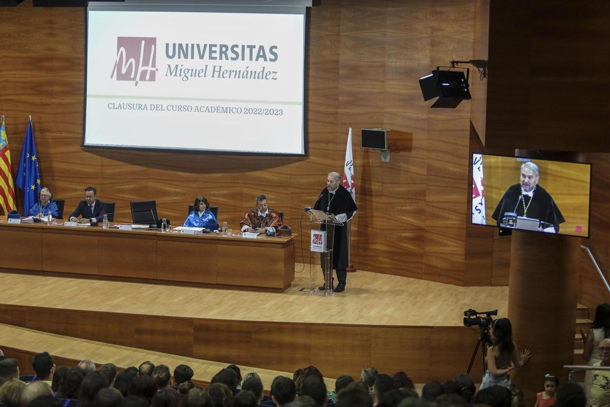 El rector de la UMH critica la infrafinanciación universitaria y pide ...