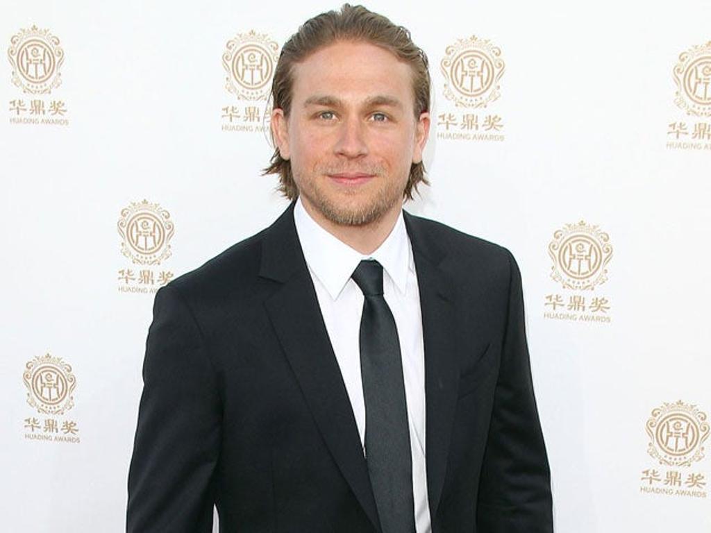 Charlie Hunnam habla de porqué no se veía interpretando a Christian ...