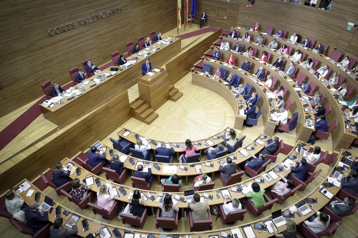 Sin plenos en las Corts hasta febrero tras un otoño bajo mínimos
