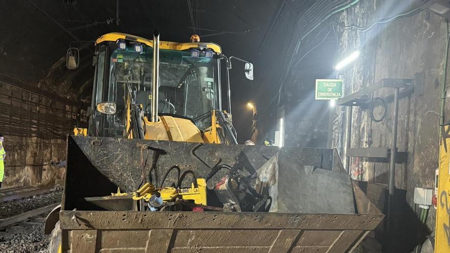 MUERE TRABAJADOR GOLPE EXCAVADORA | Muere un trabajador tras golpearse ...