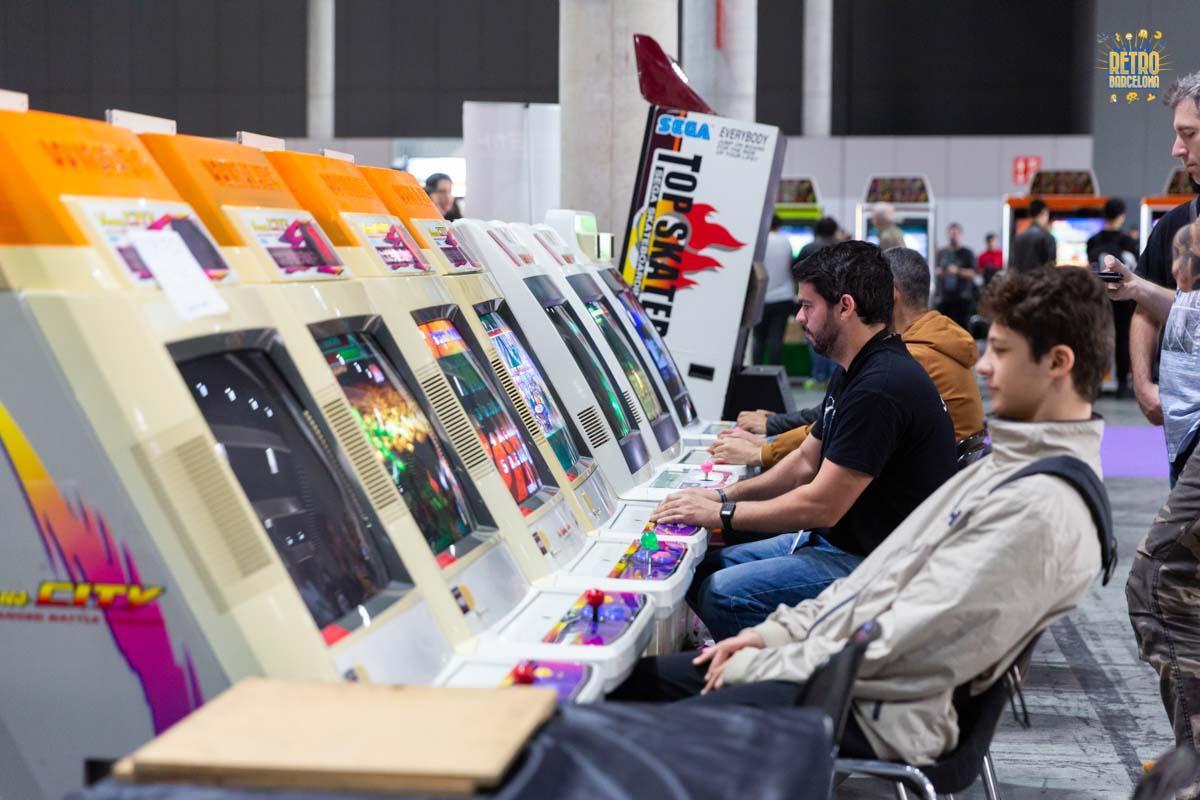 Guaridas arcades, experiencias vintage y bares de los 80: ruta por la ...