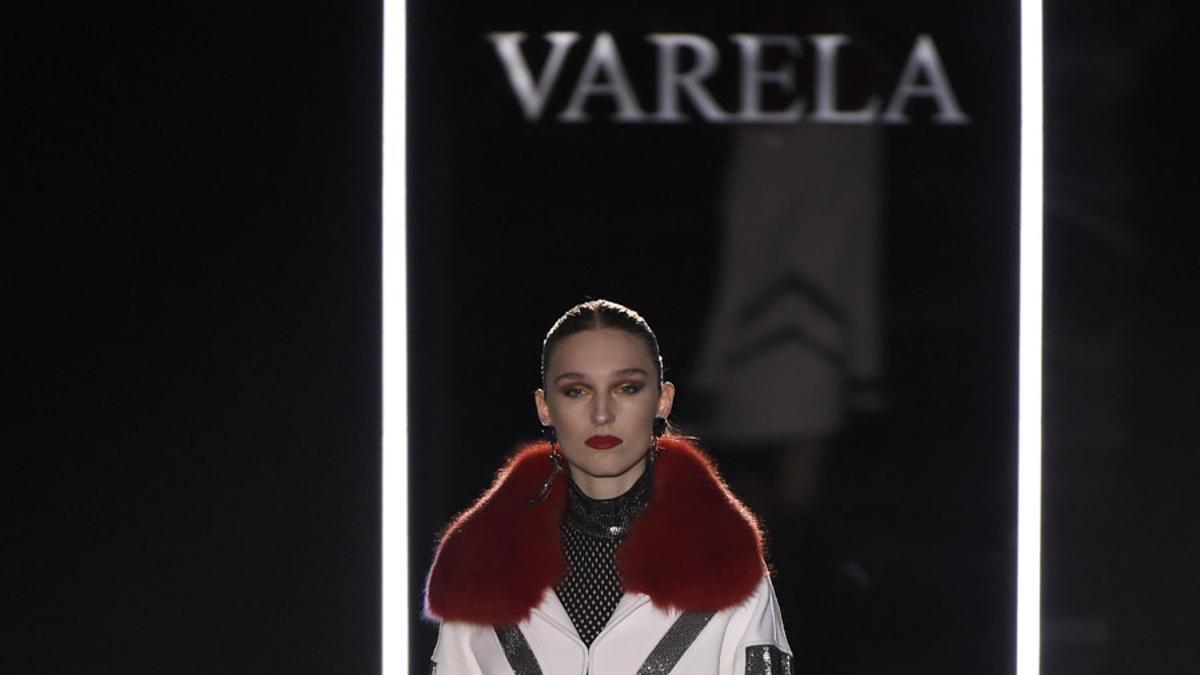 Felipe Varela se reinventa y rompe cánones sobre la pasarela - Woman