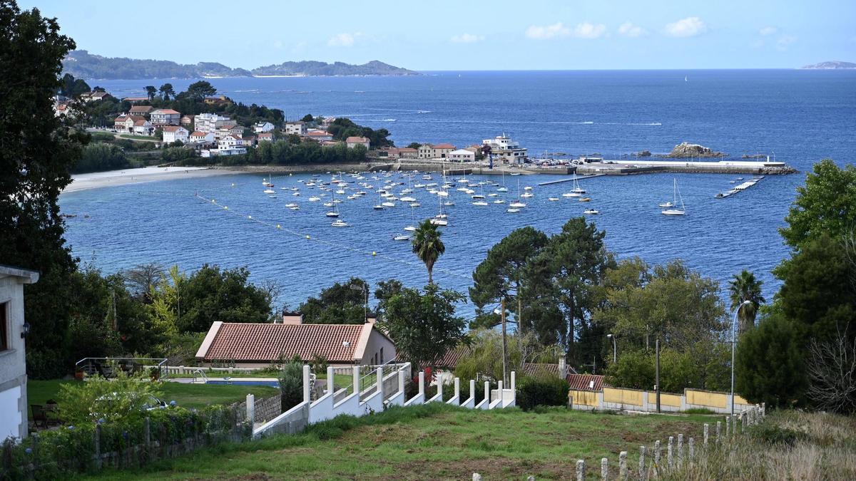 Rescatados los tres tripulantes de un barco de recreo que quedó a la ...